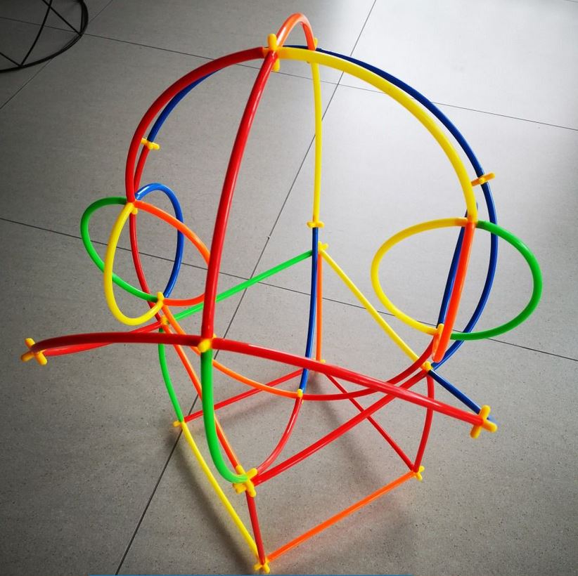 Plastic Straws and Connectors Building Construction Set - 200 Pieces ...